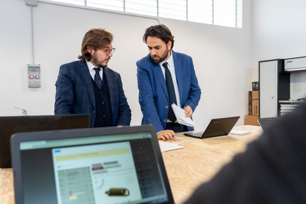 La start up siciliana REIWA Engine presenta il robot SandStorm per la ...